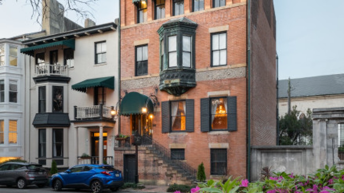 Foley House Inn | Visit Savannah