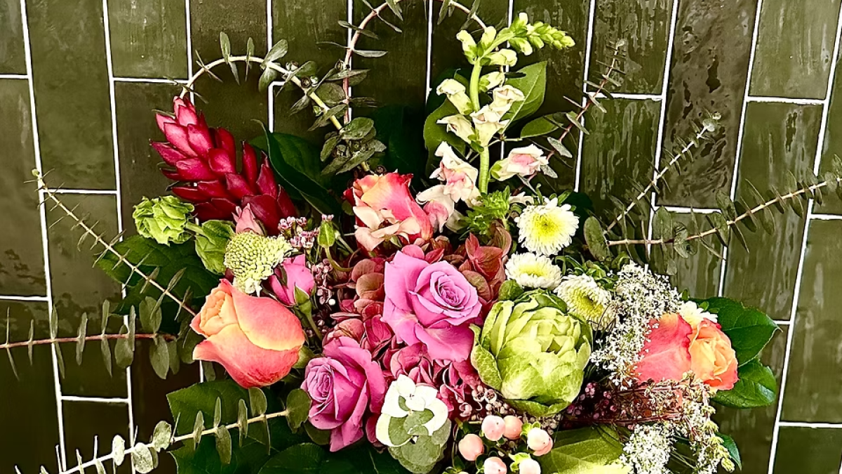 Valentine's Day Fresh Flower Workshop | Visit Savannah
