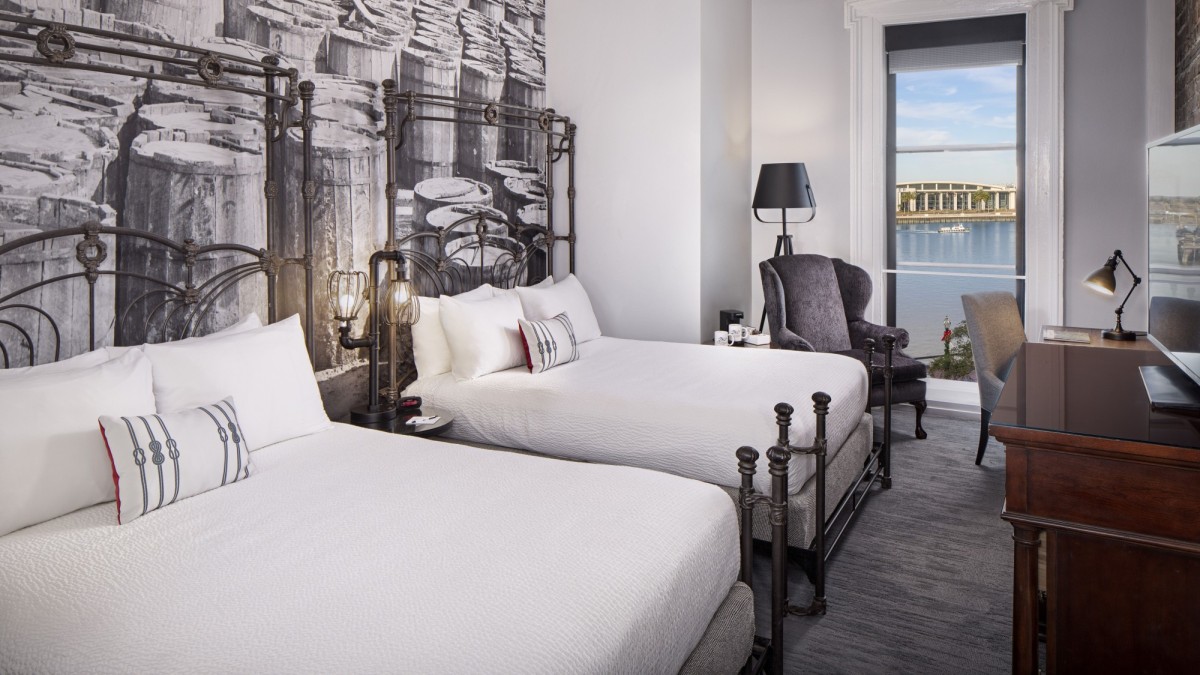 5 Things You Didn't Know About River Street Inn | Visit Savannah