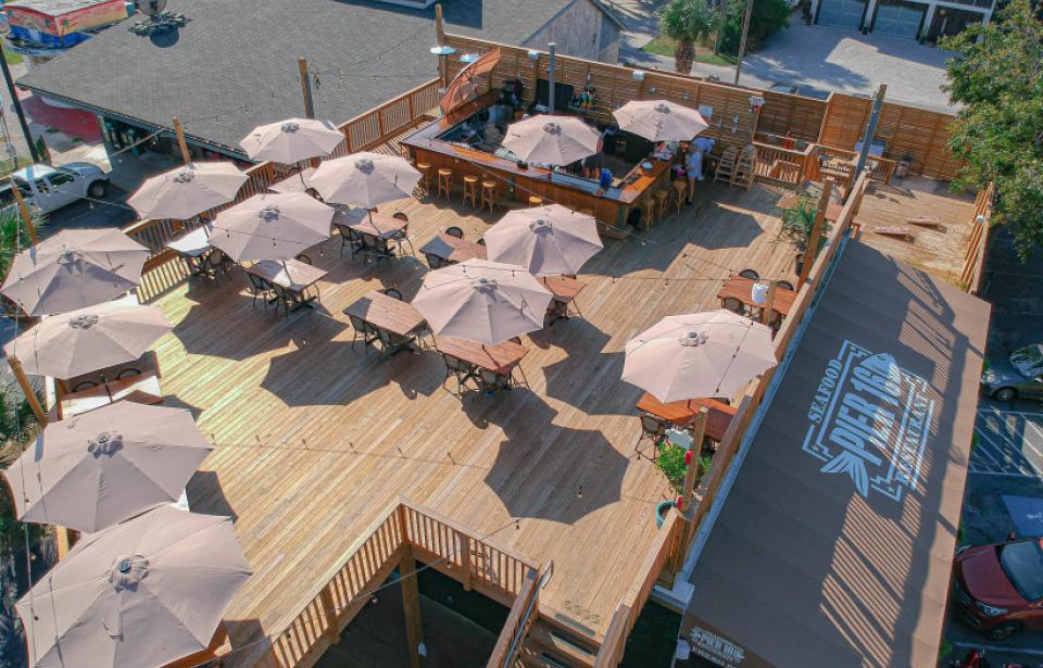 Pier 16 Seafood Restaurant | Visit Savannah