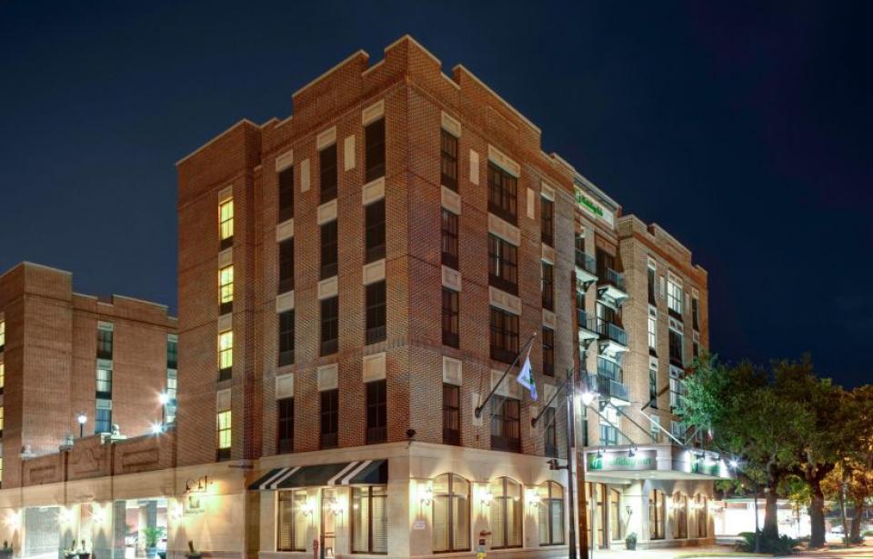 Holiday Inn - Savannah Historic District | Visit Savannah